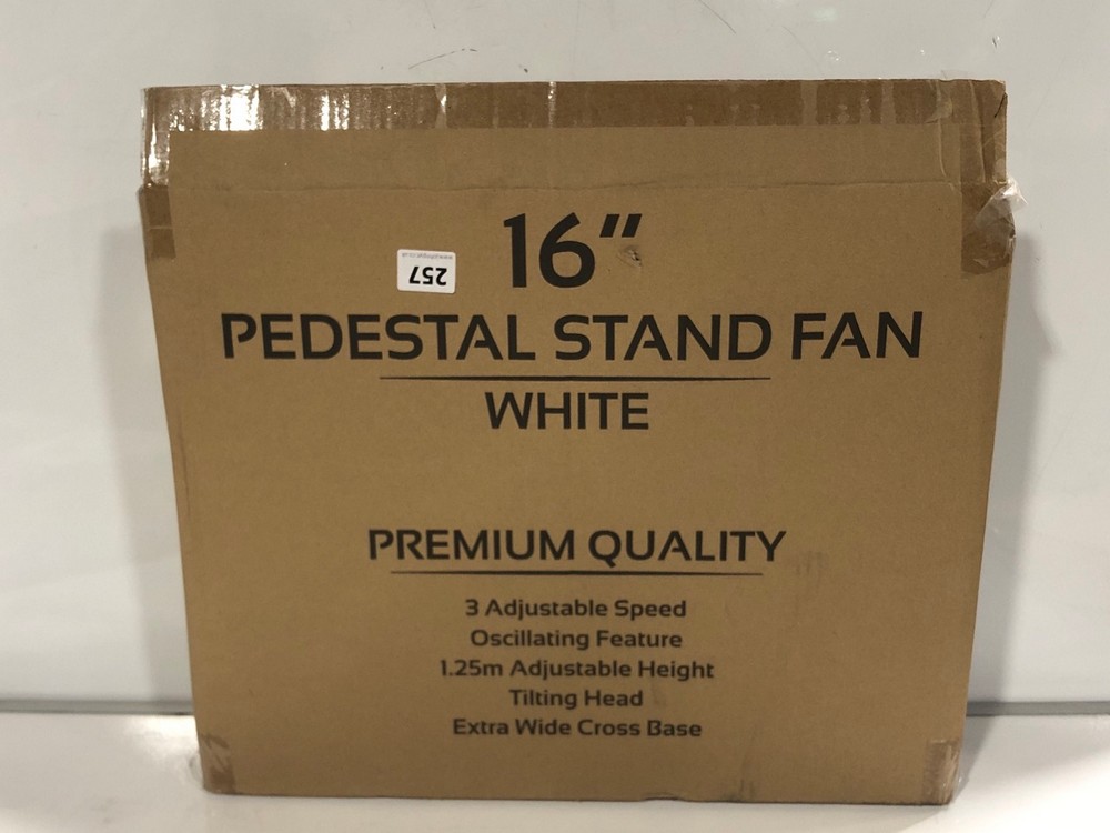 John Pye Auctions - PREMIUM QUALITY 16" PEDESTAL STAND FAN IN WHITE TO ...