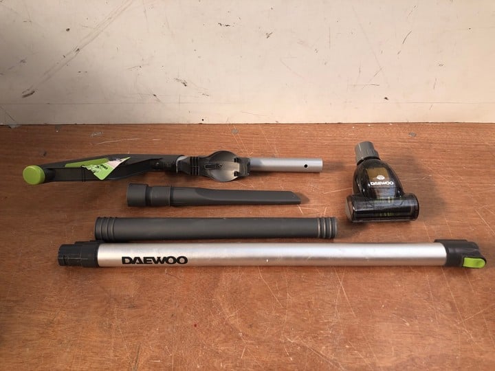 John Pye Auctions - DAEWOO TORNADO F5 PET UPRIGHT VACUUM CLEANER K4