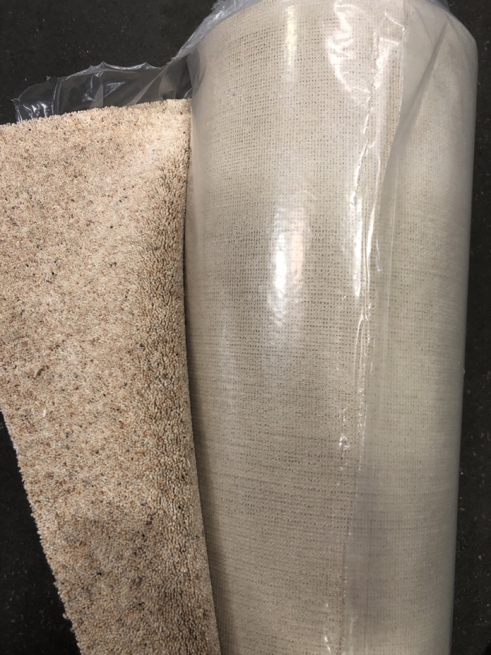 John Pye Auctions - VICTORIA CARPETS STRATHMORE 55 PLATINUM FURZEY 4.00 ...