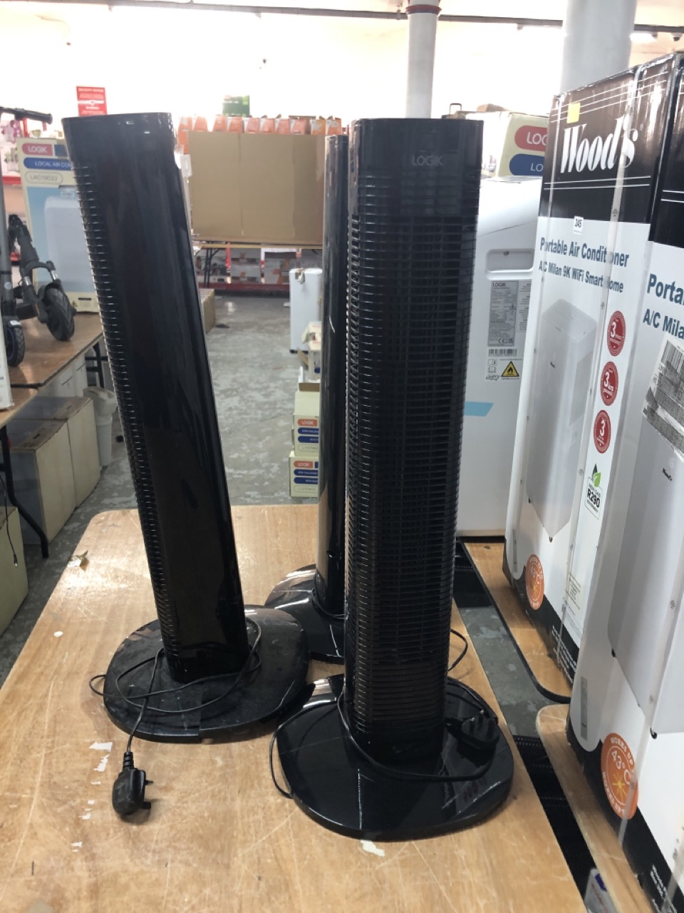 John Pye Auctions - 3X LOGIK BLACK TOWER FANS