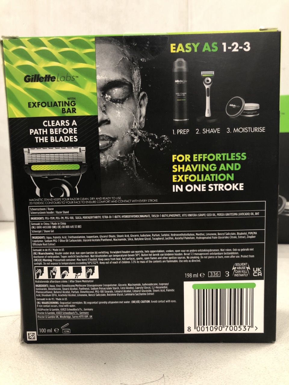 John Pye Auctions - 2 X GILLETTE LABS GIFT SETS WITH EXFOLIATING BAR