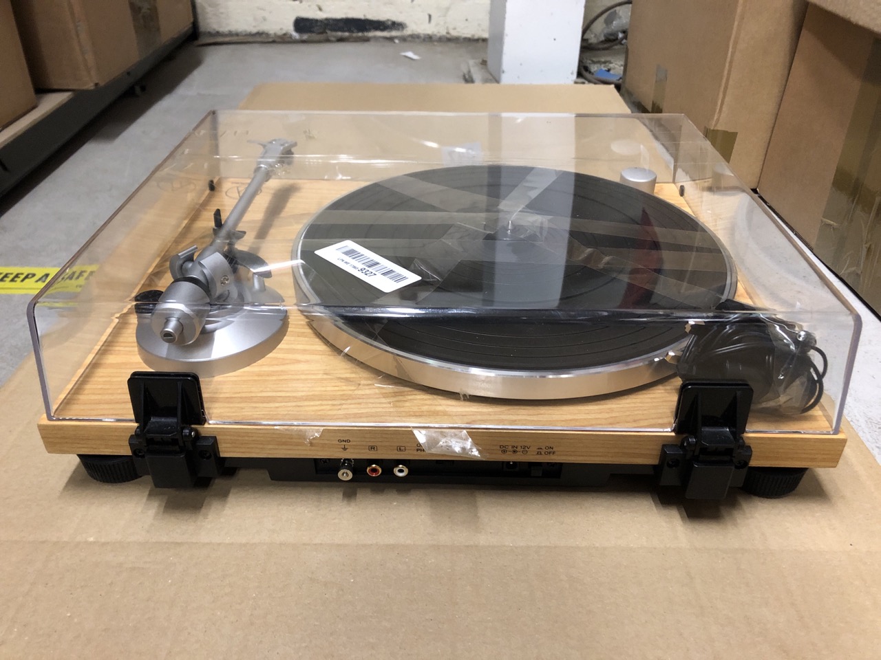 John Pye Auctions - AUDIO TECHNICA TURNTABLE: LOCATION - SIDE BLACK RACK