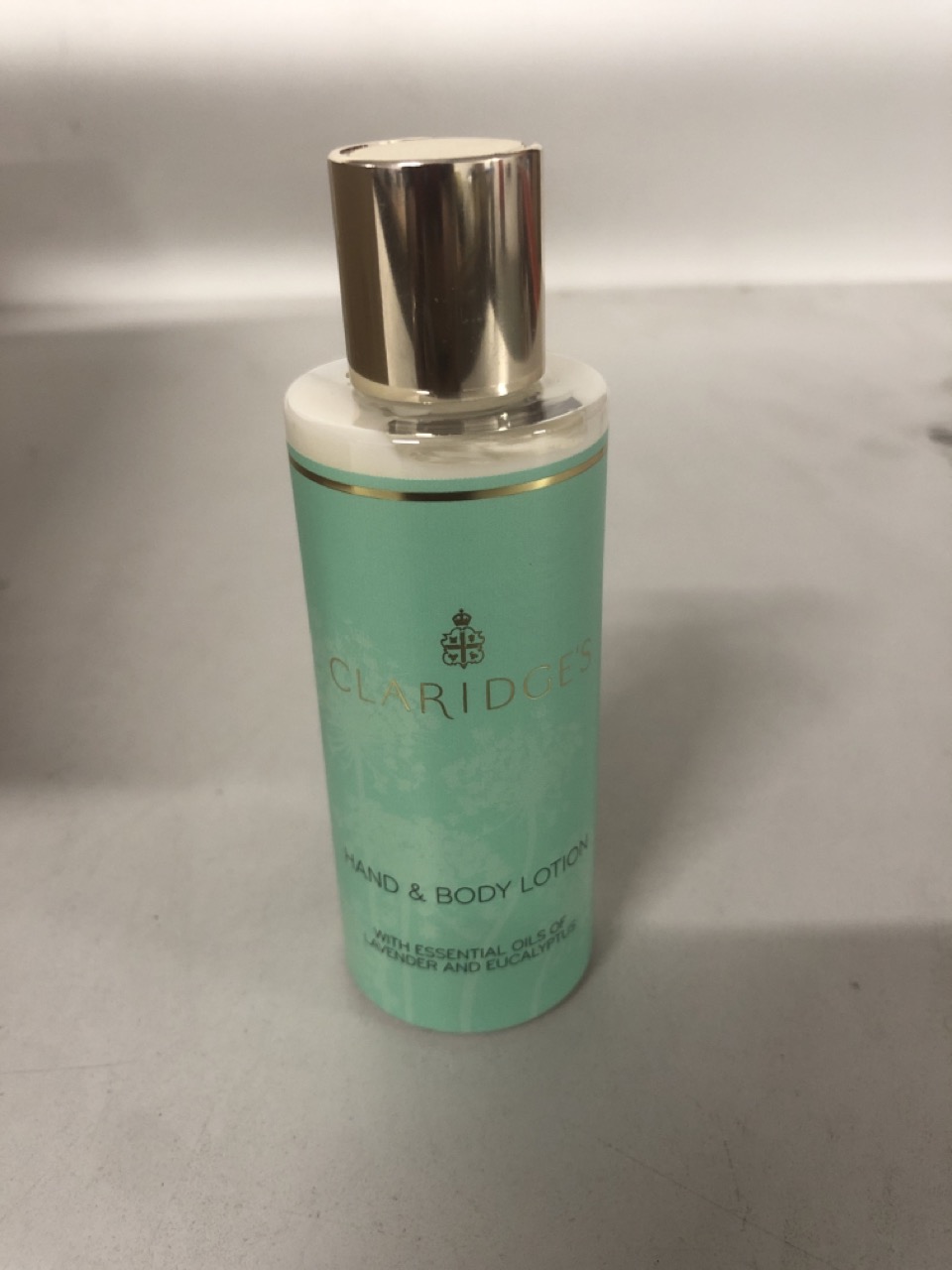 John Pye Auctions - 50 X CLARIDGES HAND & BODY LOTION WITH ESSENTIAL OILS OF LAVENDER ...