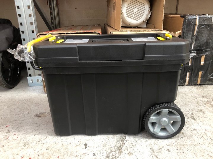 John Pye Auctions - 2 WHEELED, ROLLING HARD SHELL TOOL BOX IN BLACK ...