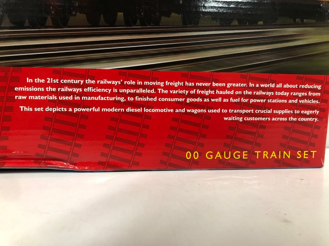 John Pye Auctions - HORNBY RED ROVER TRAIN SET