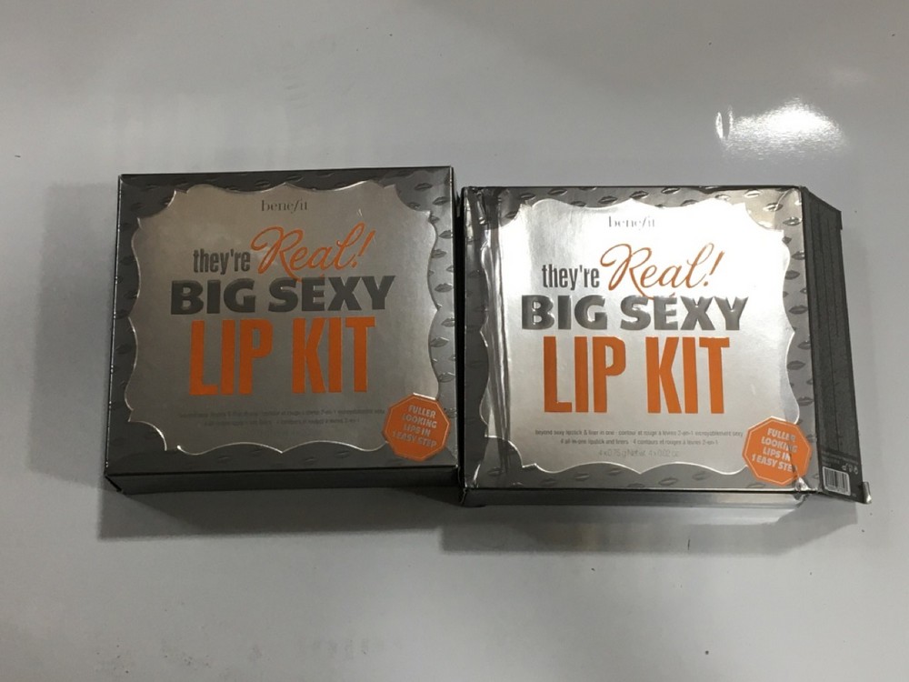 John Pye Auctions - 3 X BENEFIT PARISIAN PIN-UP MAKEUP KIT TO INCLUDE 2 ...