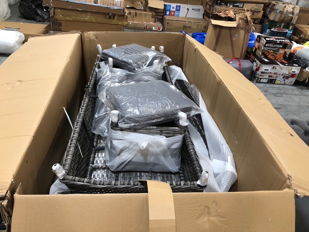 John Pye Auctions - QUEENSLAND CORNER SET PART 1/2 SOFA + STOOLS IN ...