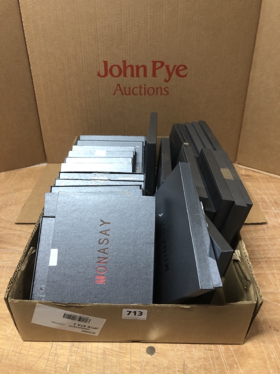 John Pye Auctions - BOX OF ASSORTED PHONE CASES