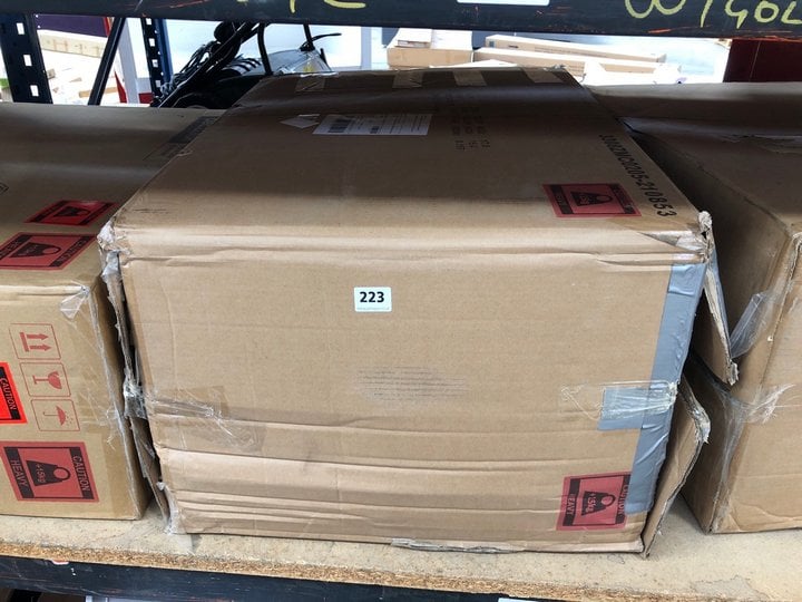 John Pye Auctions - 2 X GREY BAR STOOLS WITH WOODEN LEGS: LOCATION - CR11