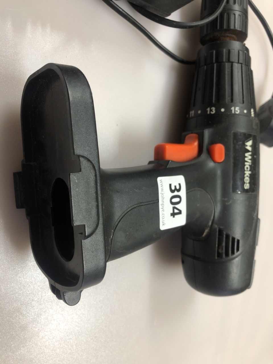 John Pye Auctions - WICKES DRILL WITH BATTERY CHARGER NO BATTERY ...
