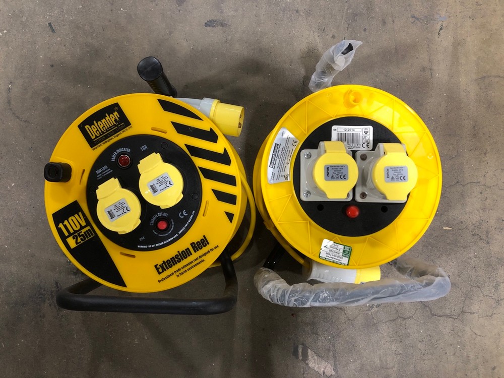 John Pye Auctions - 4 X POWER INDICATOR 25M 16AMP 2 GANG LVCT REEL