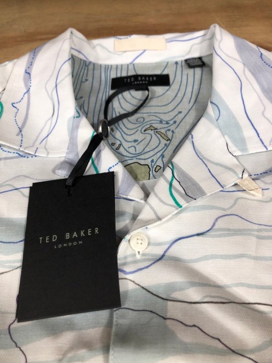 John Pye Auctions - 2 X TED BAKER SS WAVE PRINT SHIRTS IN WHITE SIZE: L ...