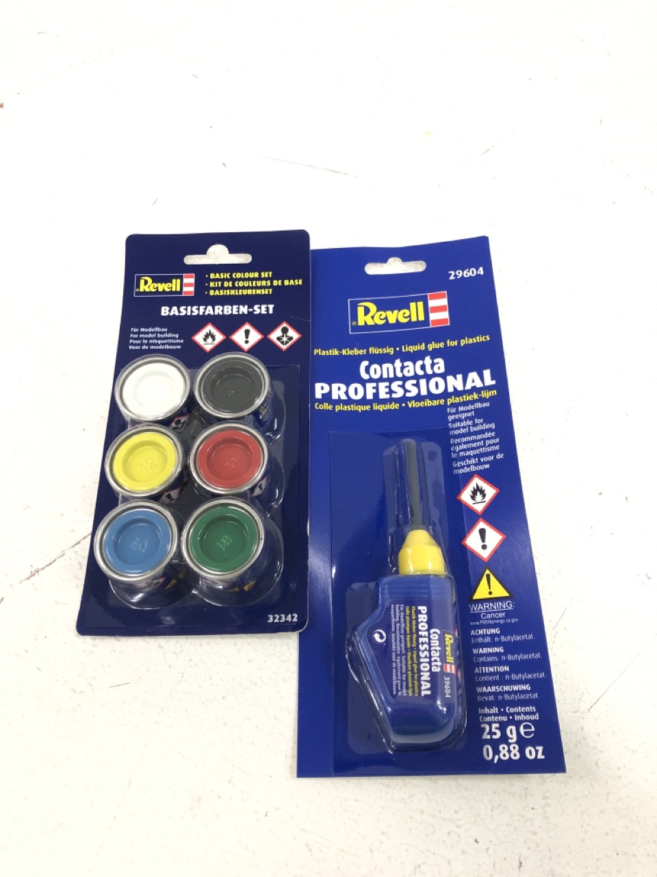 John Pye Auctions - REVELL - PZKPFW IV AUSF H, REVELL PROFESSIONAL ...