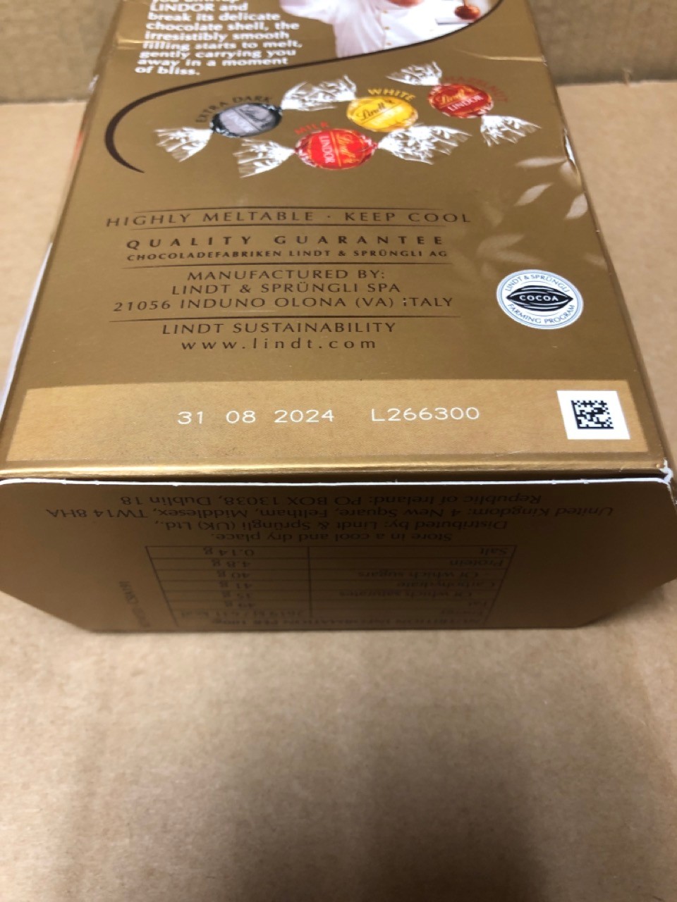 John Pye Auctions - QTY OF ASSORTED CHOCOLATE TO INCLUDE LINDT LINDOR ...