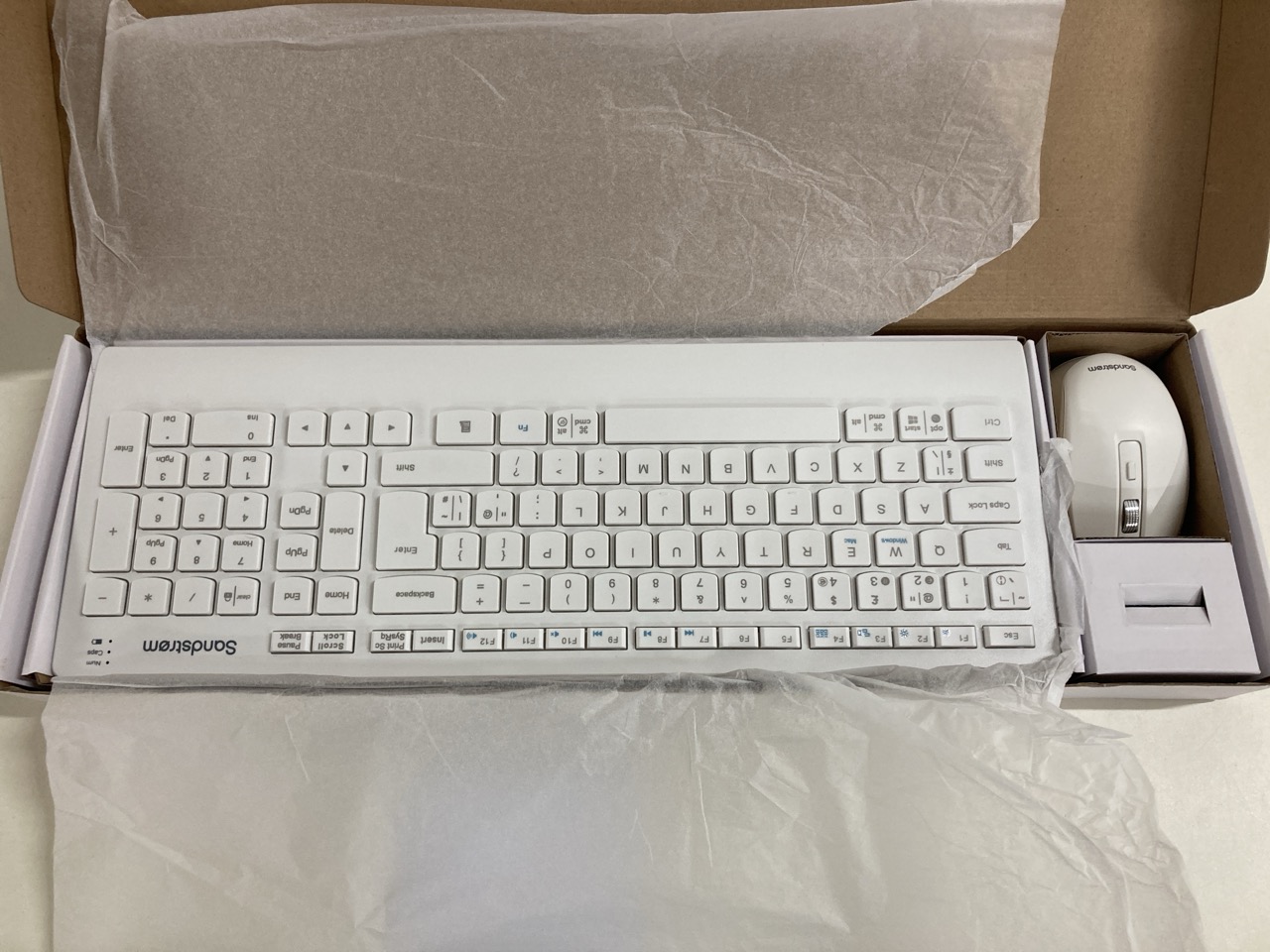 John Pye Auctions - SANDSTORM WIRELESS KEYBOARD AND MOUSE COMBO