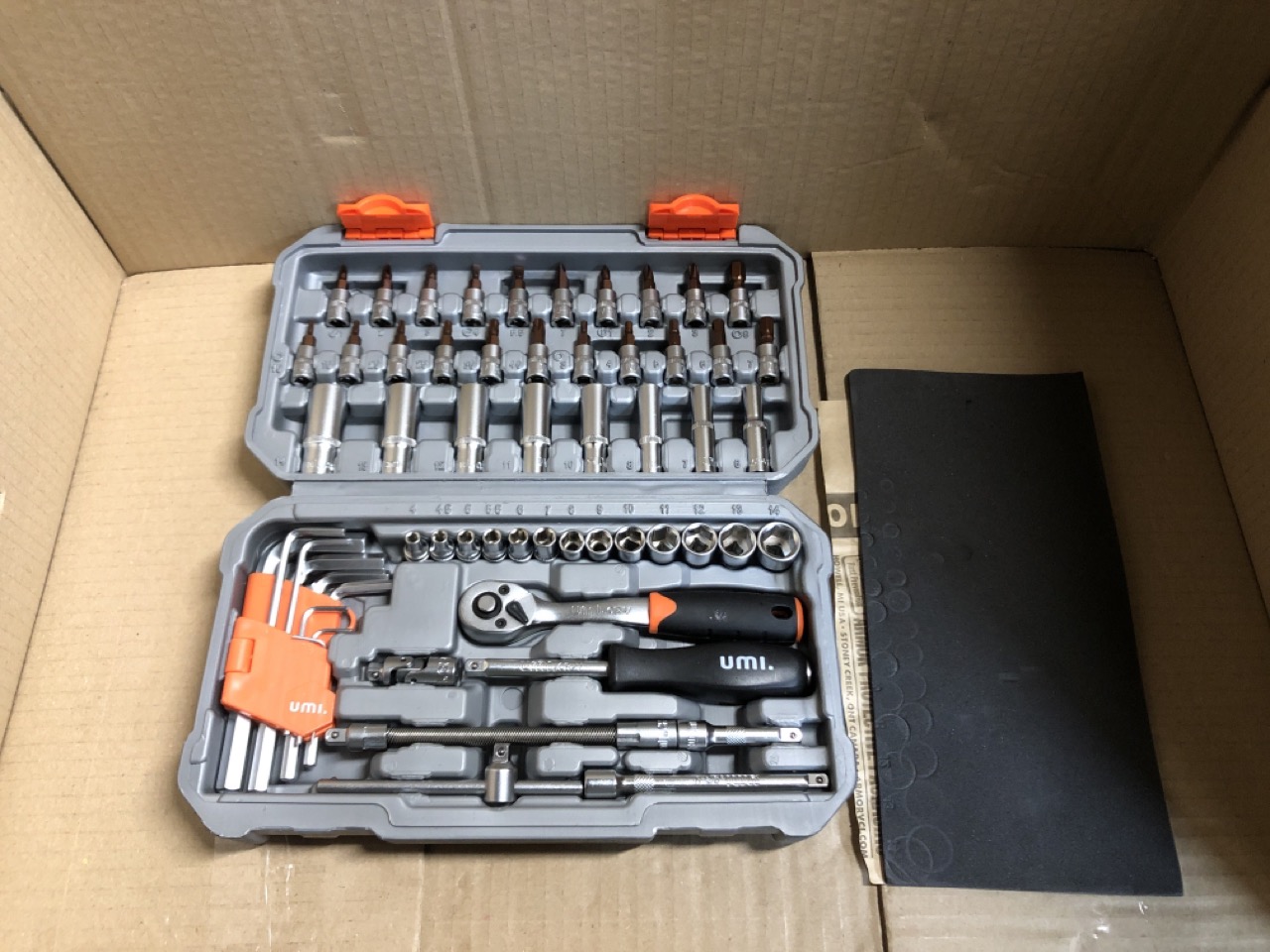 John Pye Auctions - UMI 58-PIECE MECHANICS TOOL SET :: LOCATION - SIDE RACK