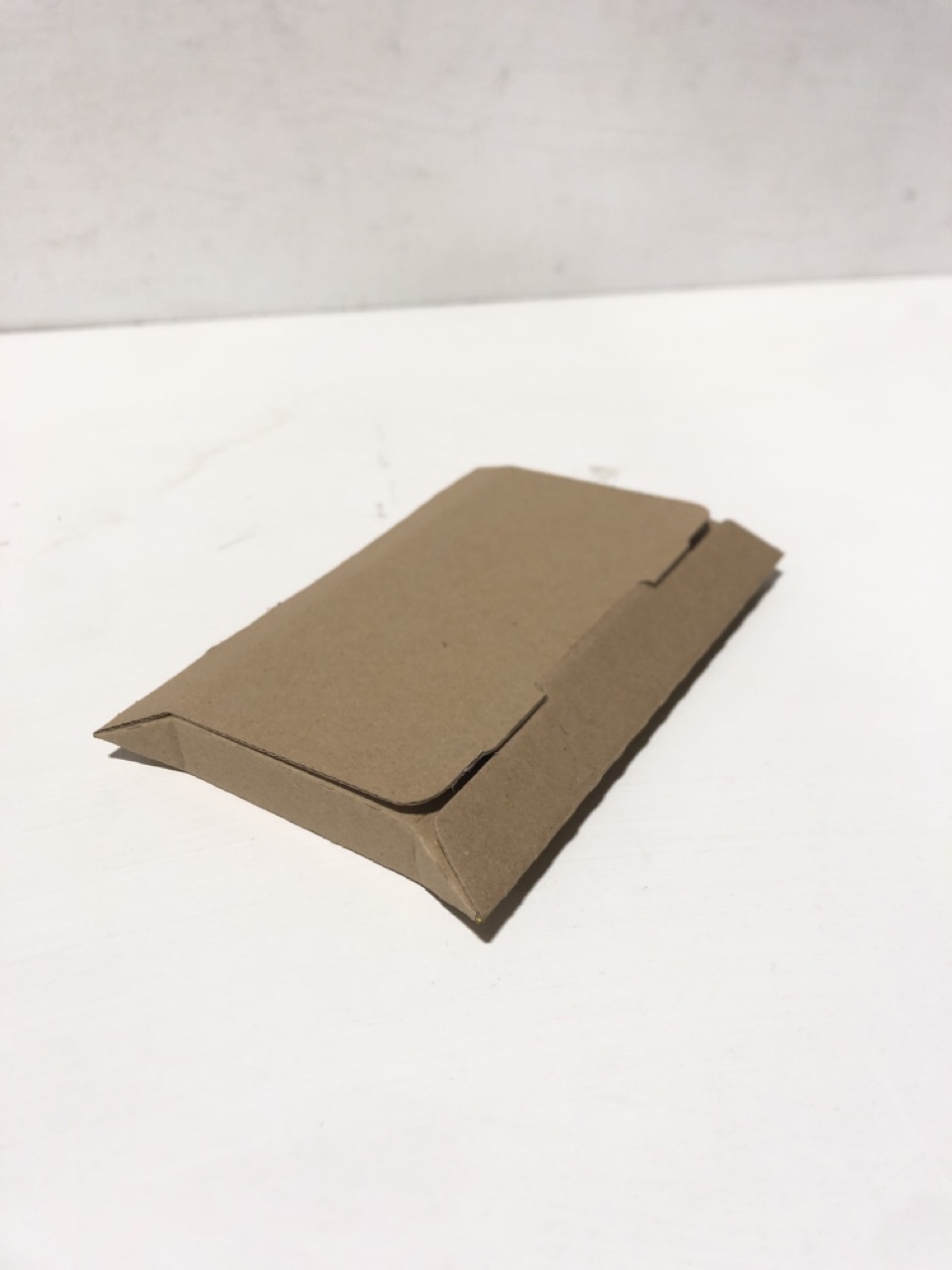 John Pye Auctions - 1 X Pallet of Cardboard reversible pillow boxes ...