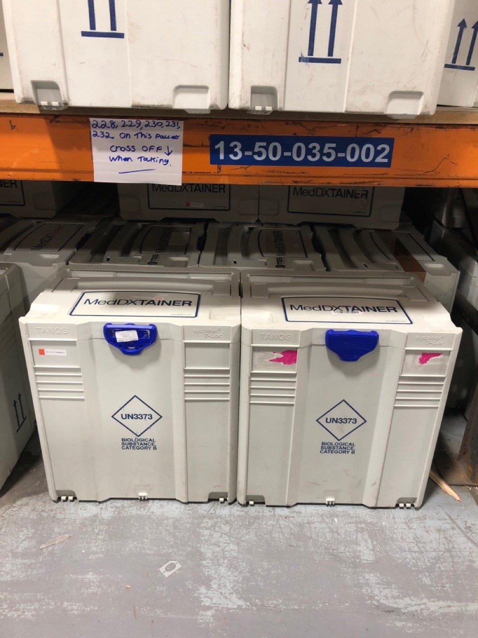 John Pye Auctions - 10X MedDXTAINER Plastic Transport Container. Made ...