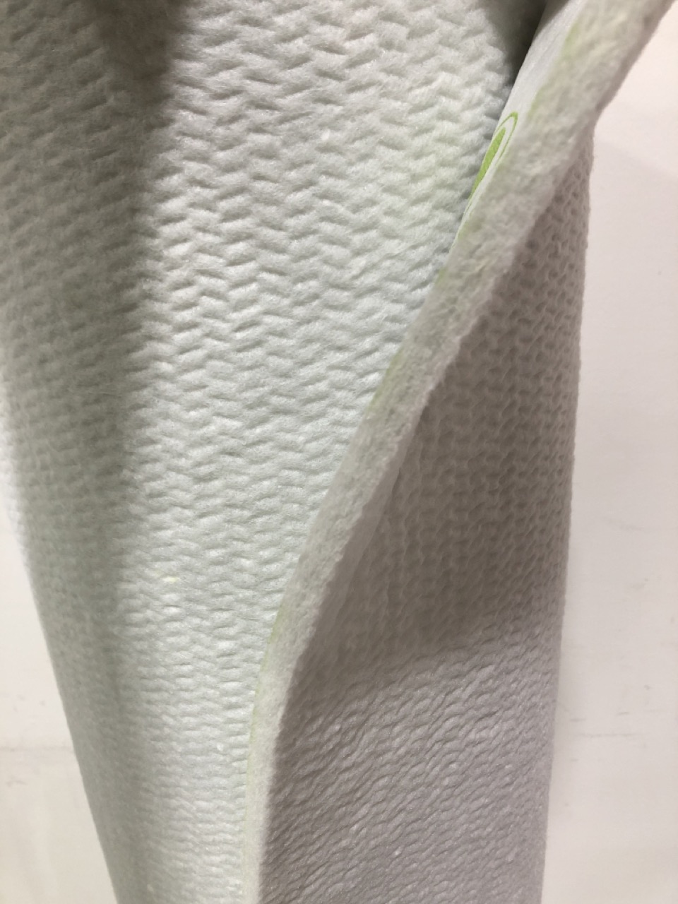 John Pye Auctions - 3 X 9MM LUXURY SPRING BOND UNDERLAY (10M X 1.5M ...