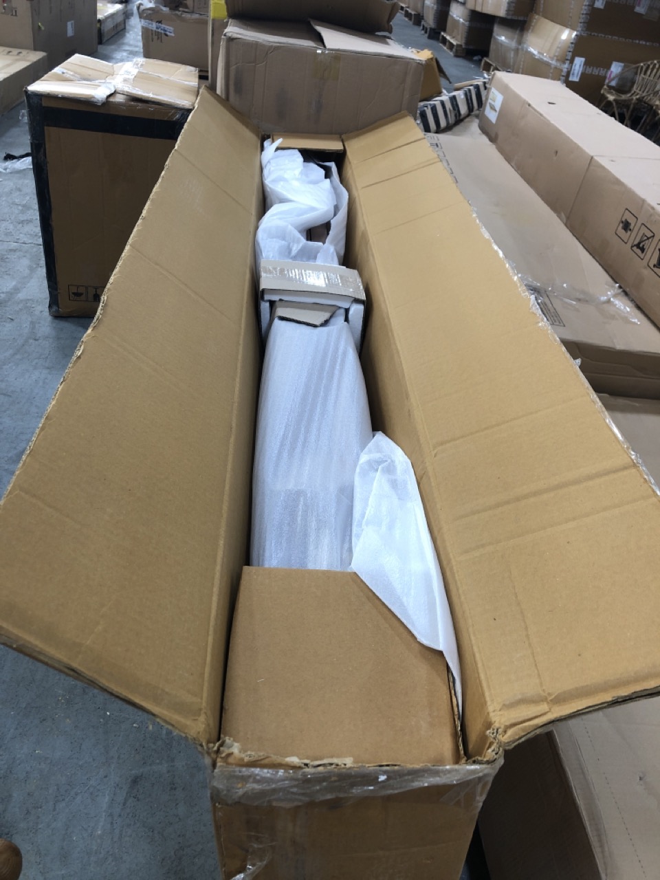 John Pye Auctions - UPHOLSTERED ROOM DIVIDER RRP- £698