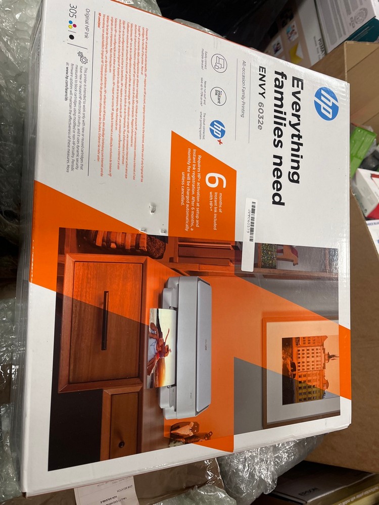 John Pye Auctions - HP AND EPSON PALLET OF PRINTERS PRINTER IN WHITE. (WITH BOX AND UNIT ONLY ...