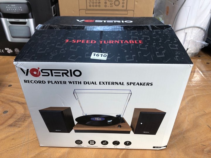 John Pye Auctions - VOSTERIO RECORD PLAYER WITH DUAL EXTERNAL SPEAKERS ...