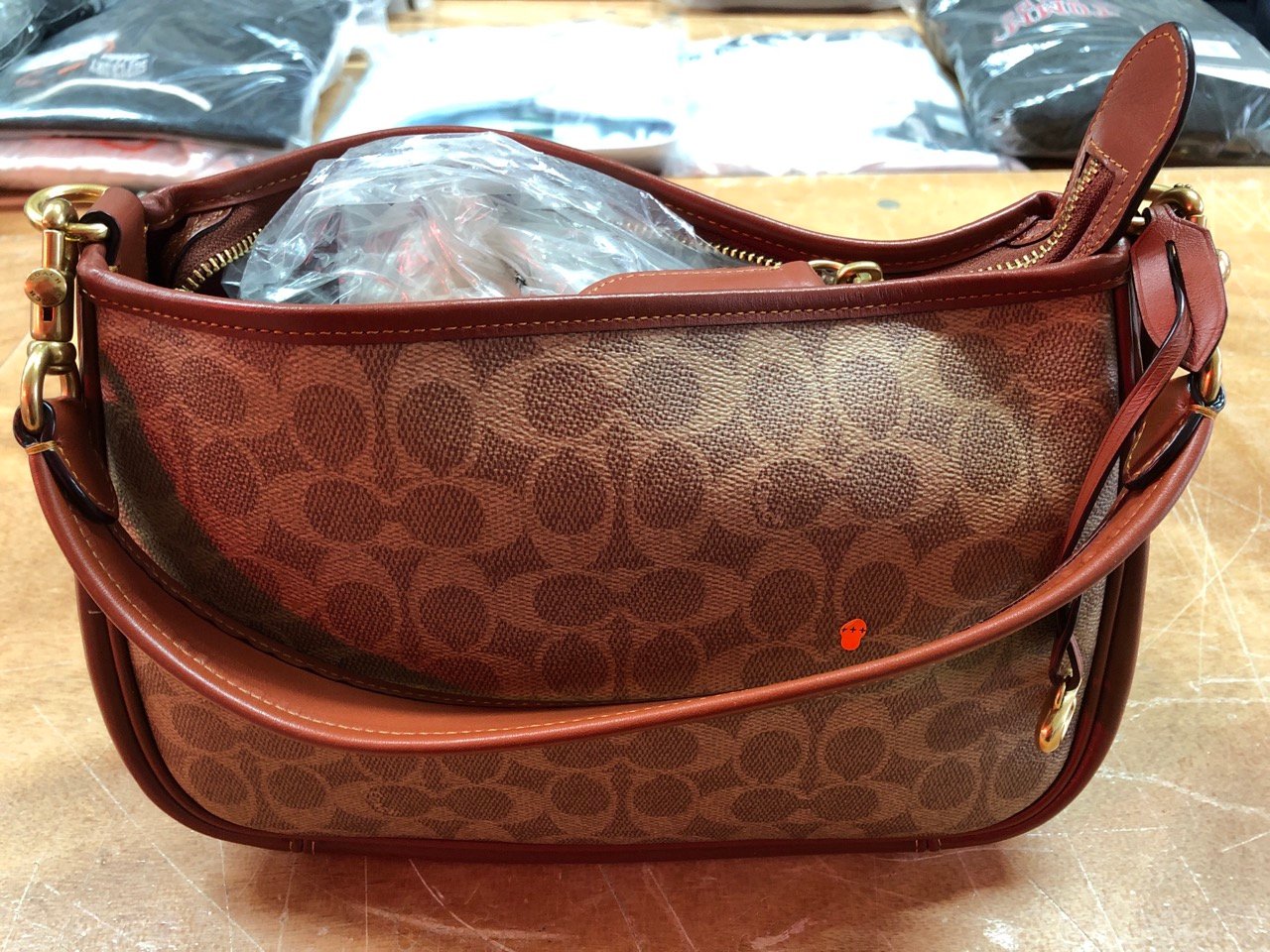 John Pye Auctions - COACH PEBBLED POLISHED LEATHER LADY HANDBAG