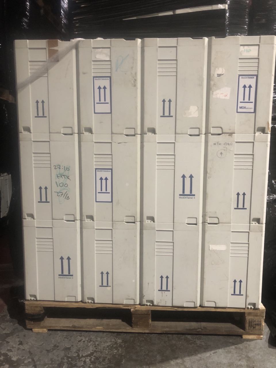 John Pye Auctions - A Pallet Of 27X MedDXTAINER Plastic Transport ...