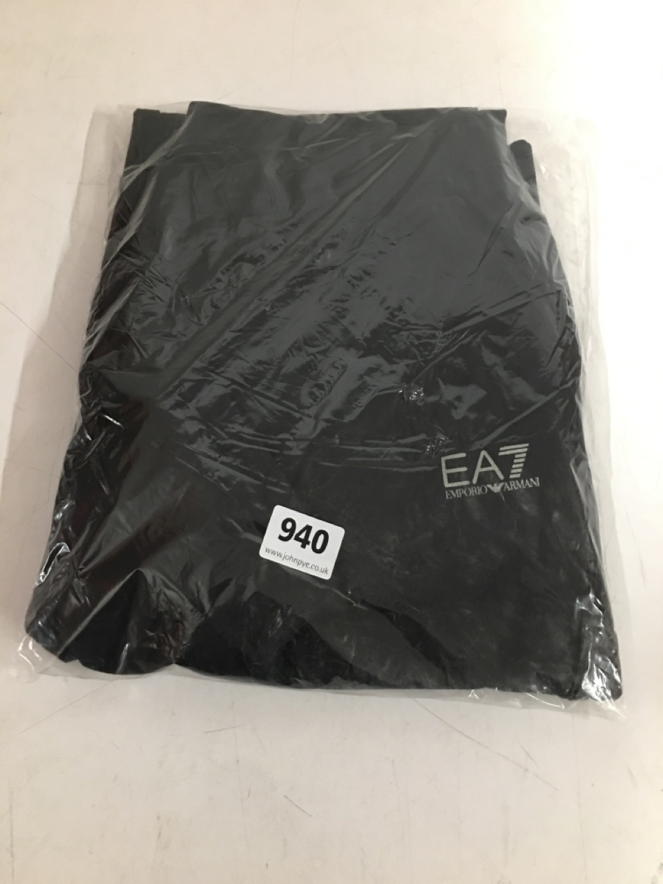 John Pye Auctions - EA7 GOLD LOGO HOODIE TRACKSUIT BLACK SIZE : XL