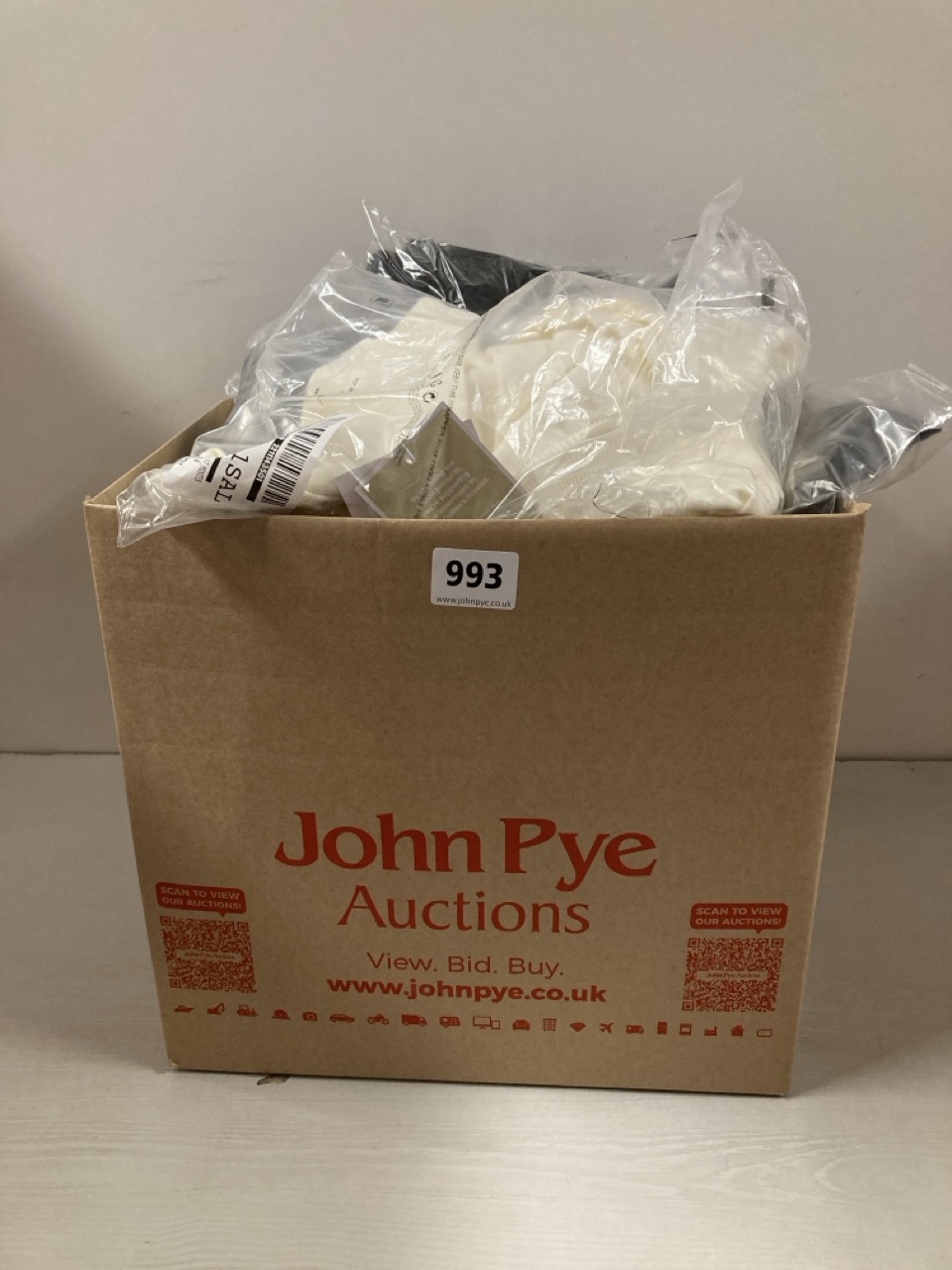 John Pye Auctions - BOX OF ASSORTED CHILDRENS CLOTHING IN VARIOUS ...