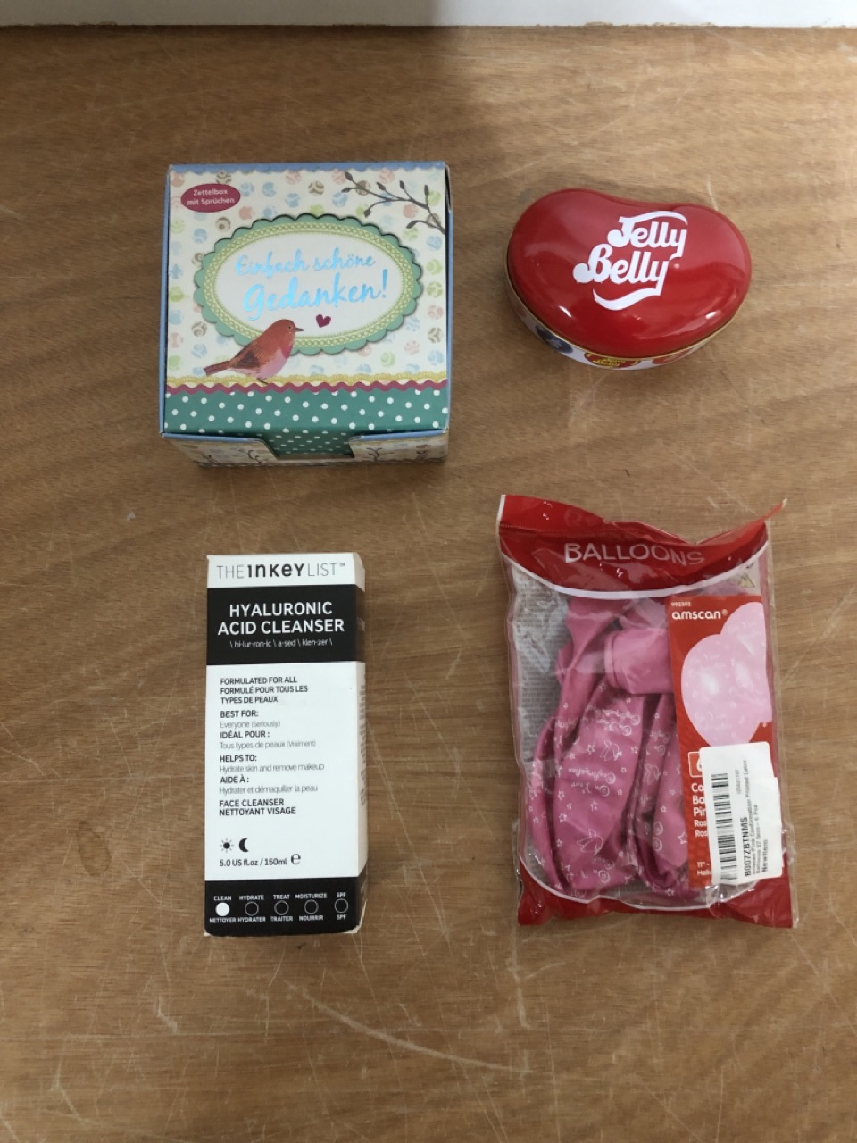John Pye Auctions - QTY OF ASSORTED ITEMS INC PARTY BALLOONS