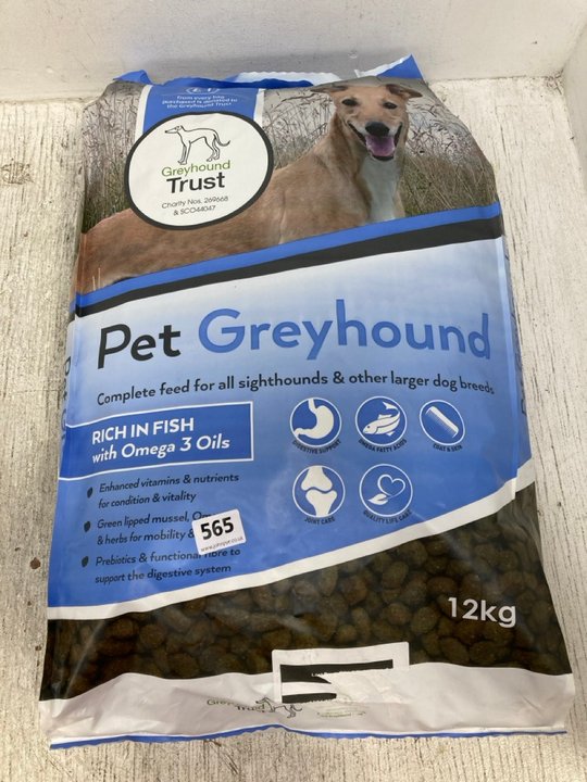 John Pye Auctions - PET GREYHOUND RICH IN FISH DRY FOOD / 12KG / BBE ...