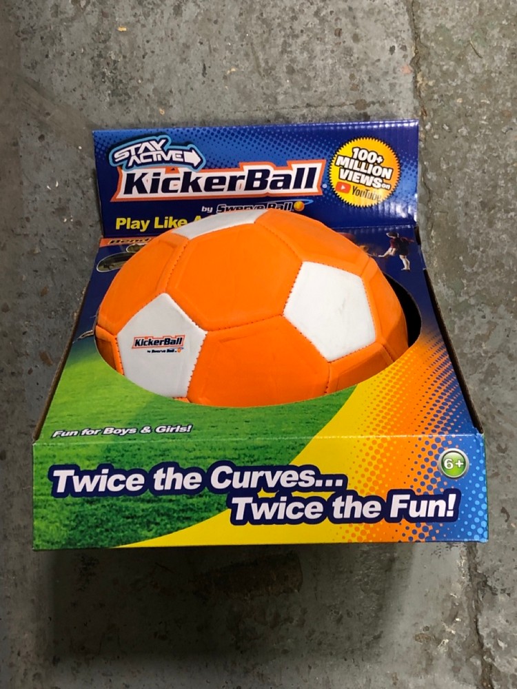 John Pye Auctions - 17 X STAY ACTIVE KICKERBALL BY SWERVE BALL FOOTBALL ...