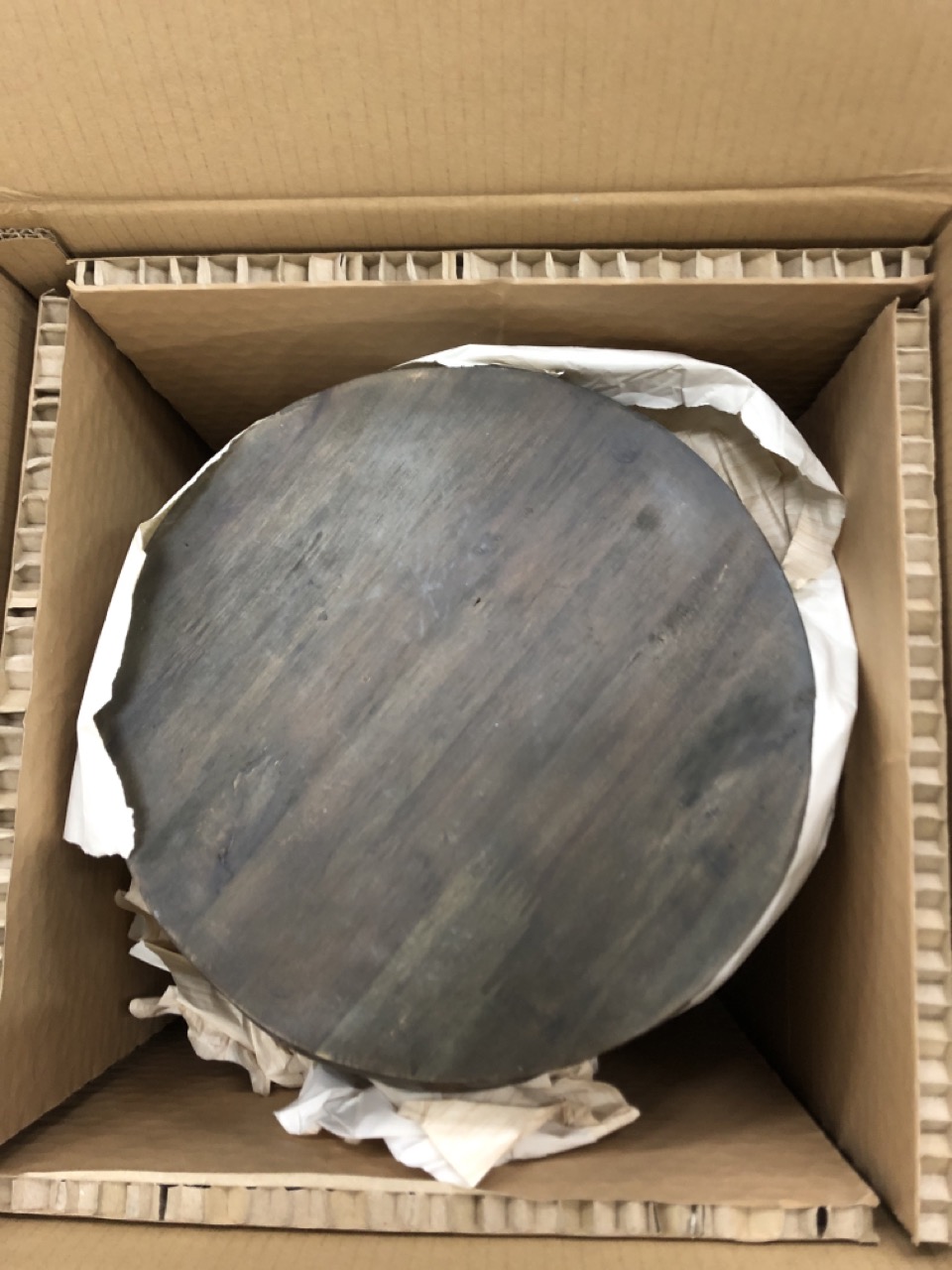 John Pye Auctions - 2X INDOOR OUTDOOR CHECKERED WOOD STOOL AND PLANT ...