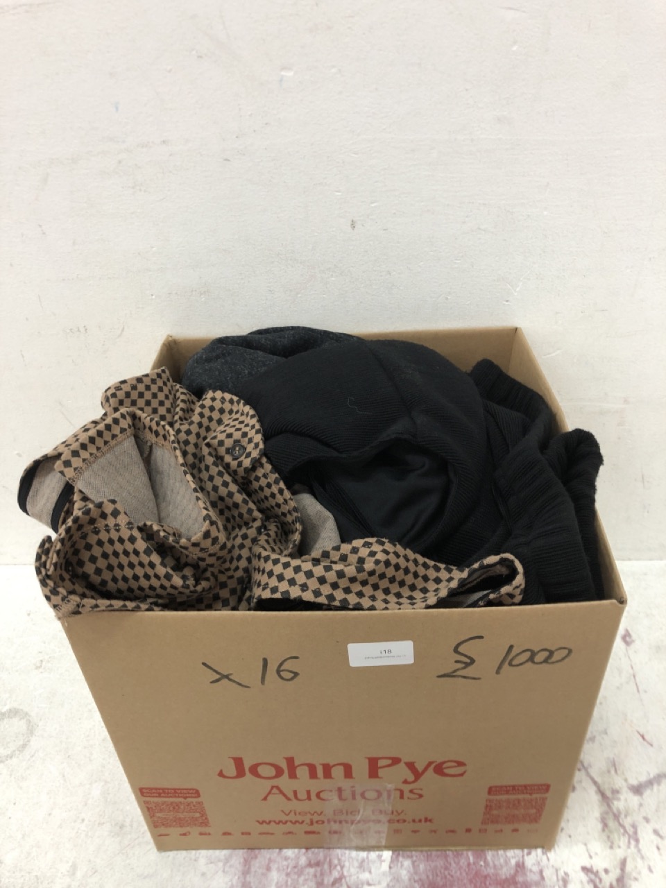 John Pye Auctions - 16 X CLOTHING TO INCLUDE BLACK/BROWN PATTERNED VEST ...