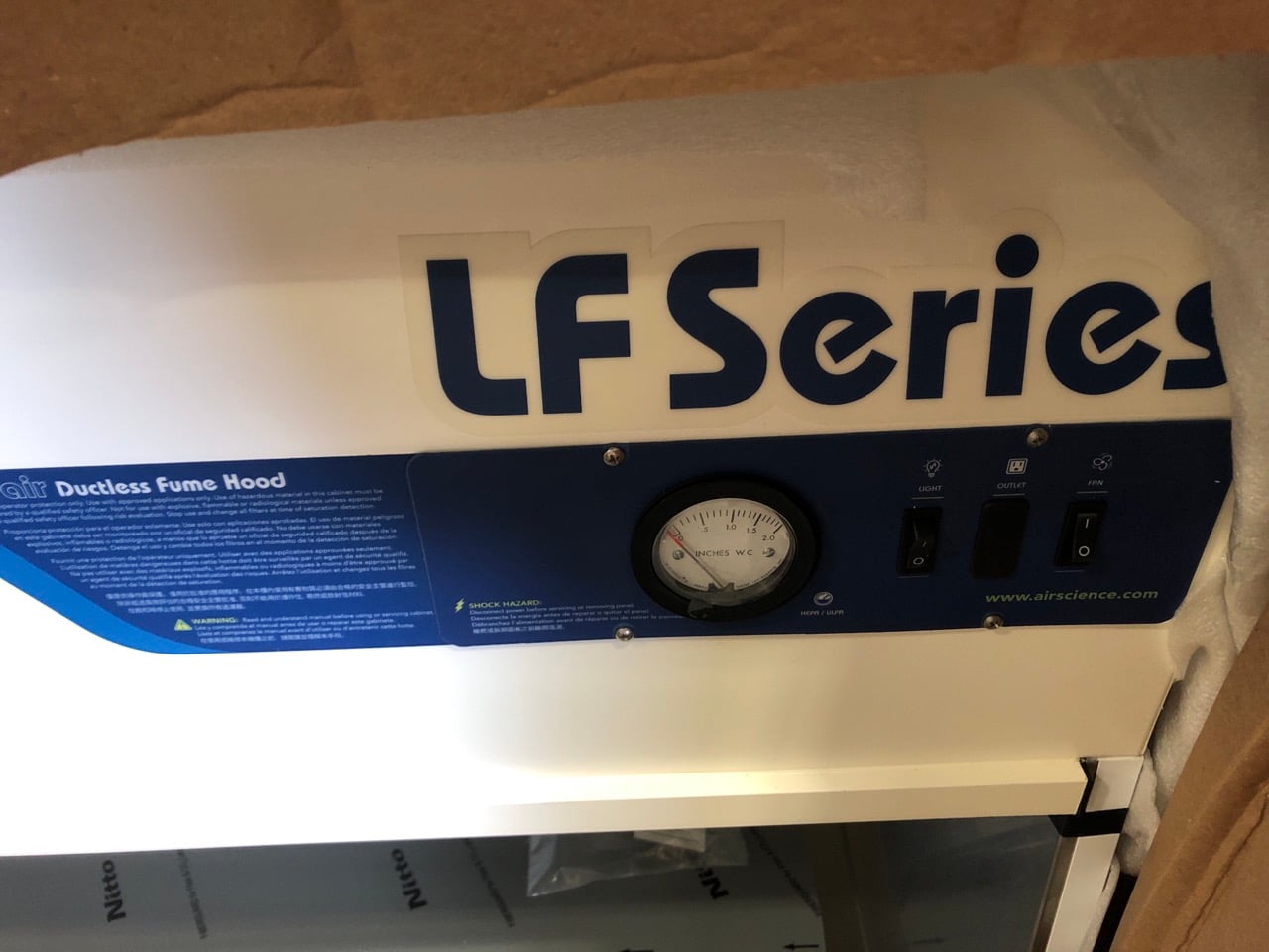 John Pye Auctions - AIRSCIENCE LF SERIES PREAIR DUCTLESS FUME HOOD ...