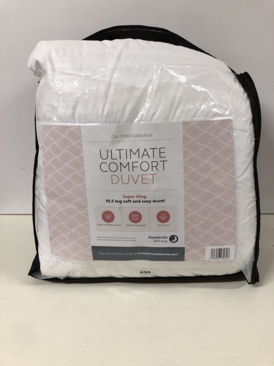 John Pye Auctions - ULTIMATE COMFORT SUPER KING DUVET