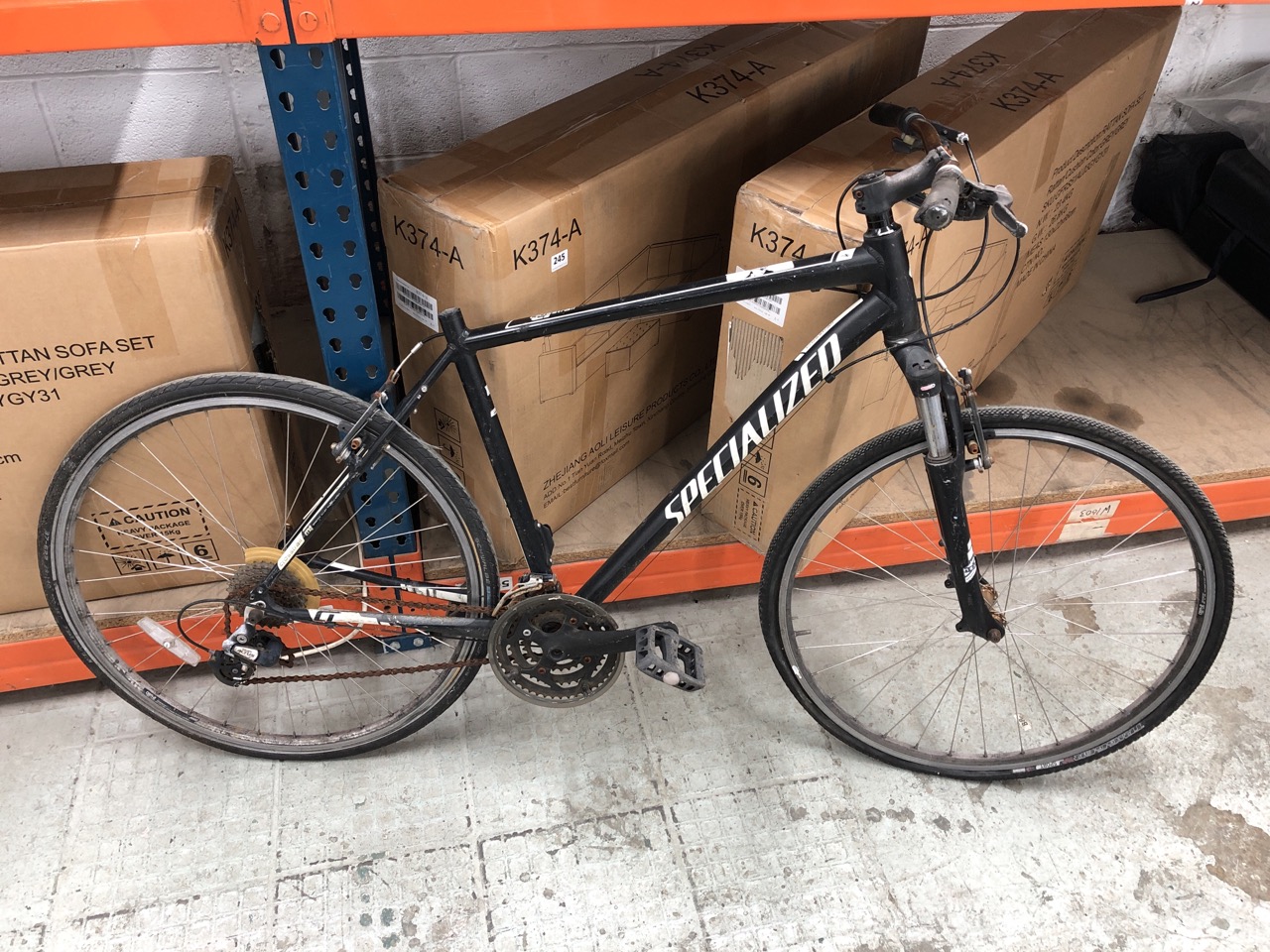 John Pye Auctions - SPECIALIZED BLACK BIKE MPSS02868525