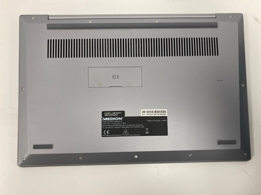 John Pye Auctions - MEDION AKOYA NOTEBOOK E15301 256 GB LAPTOP IN ...