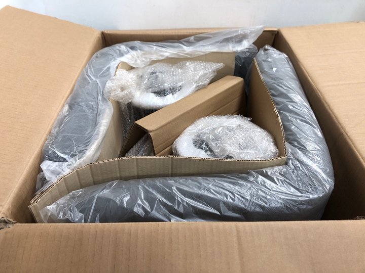 John Pye Auctions - SET OF 2 QUILTED BAR STOOLS: LOCATION - H5