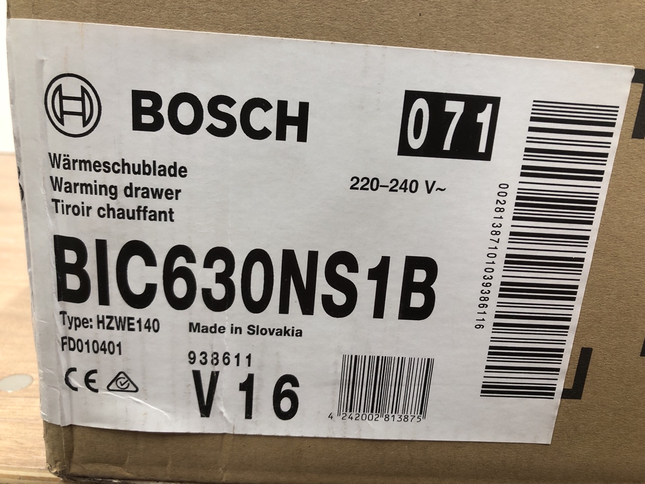 John Pye Auctions - BOSCH BIC630NS1B FOUR BURNER CERAMIC HOB, EX-DISPLAY