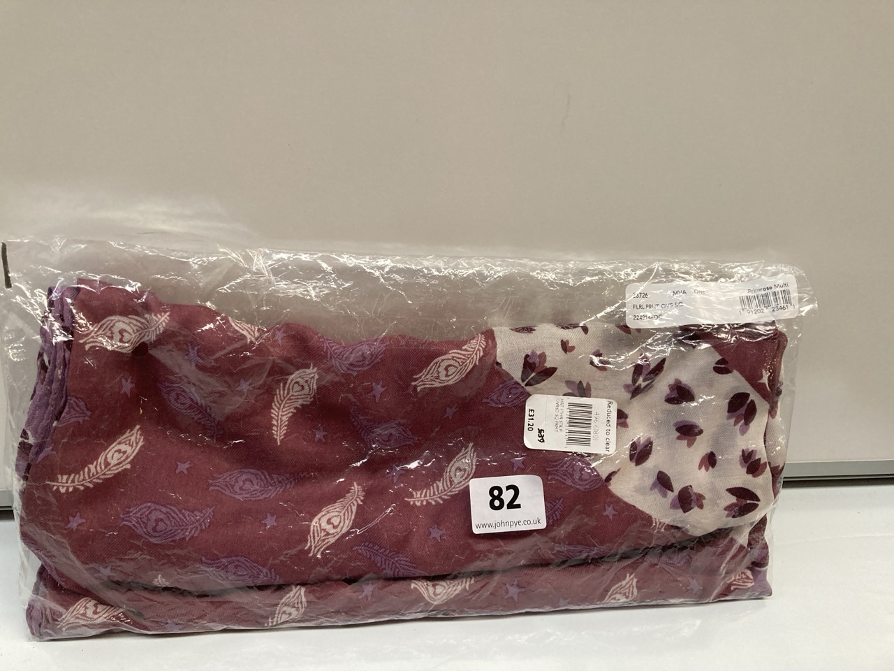 John Pye Auctions - COACH LEATHER SHOULDER BAG AND A COACH SCARF