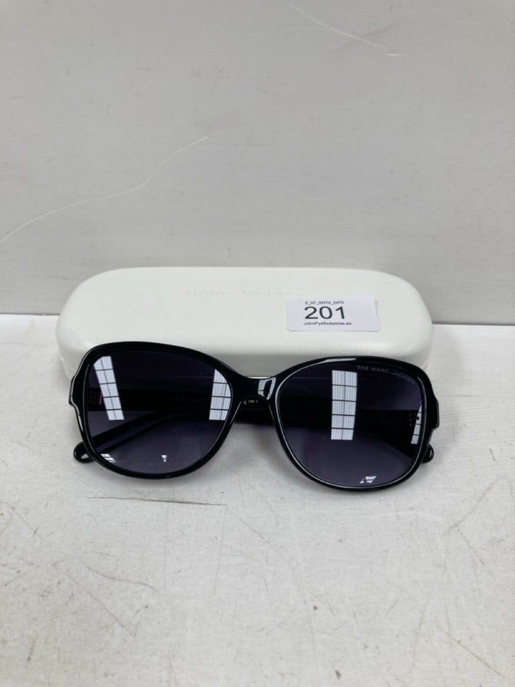 John Pye Auctions - MARC JACOBS BLACK GLASSES MODEL MARC 528/S 8079O ...