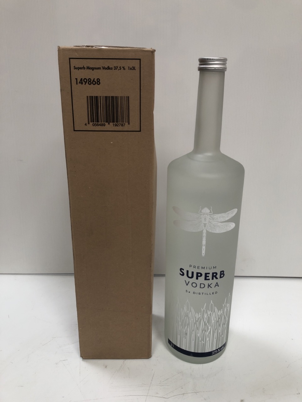 John Pye Auctions - SUPERB MAGNUM VODKA 3L ABV 37.5% (PLEASE NOTE: 18 ...