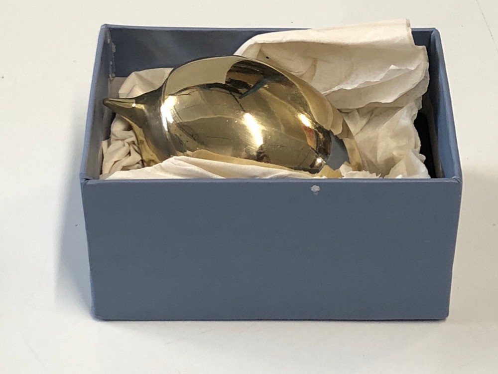 John Pye Auctions - 4 X JOHN LEWIS BRASS HEDGEHOG PAPERWEIGHT TO INCLUDE JOHN LEWIS BRASS ...