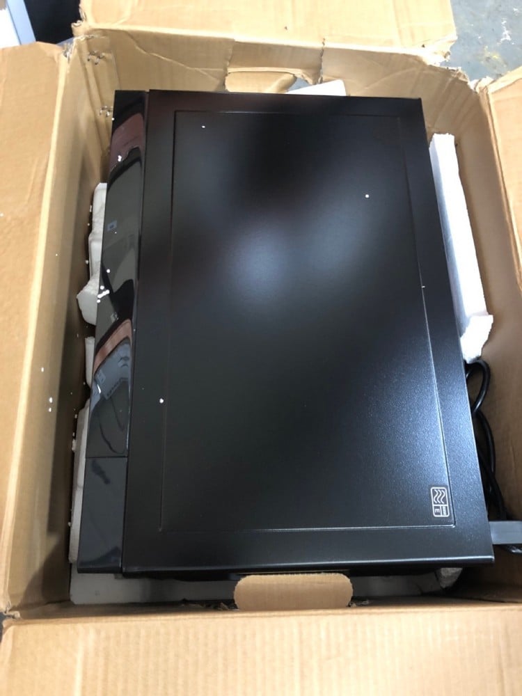 John Pye Auctions - PANASONIC MICROWAVE OVEN - MODEL NO. NN-E28JBM AND ...