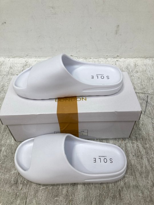 John Pye Auctions - SOLE LONDON RUBBER SLIDERS IN WHITE SIZE: 7 ...