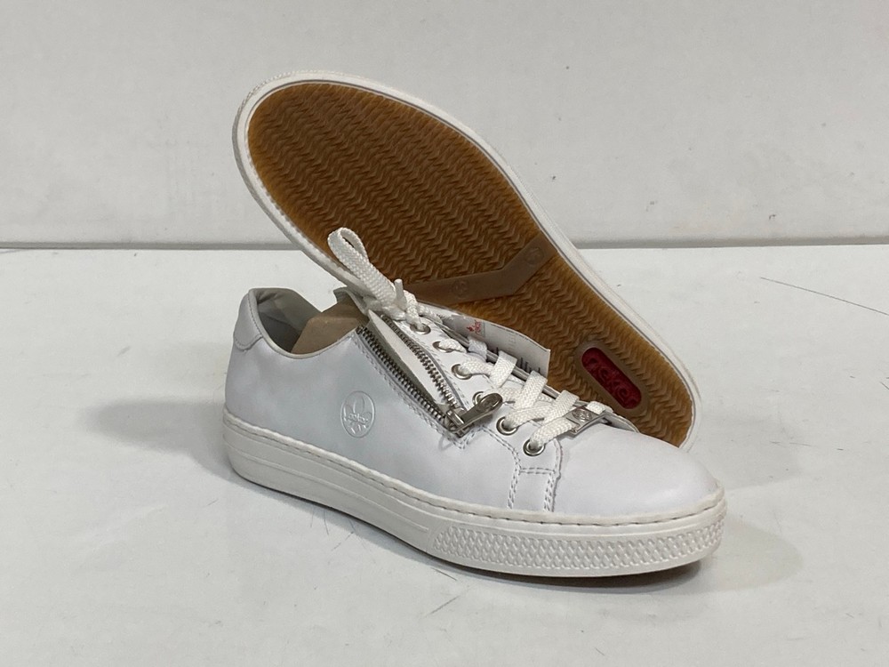 John Pye Auctions - RIEKER TRAINERS WHITE SIZE 40