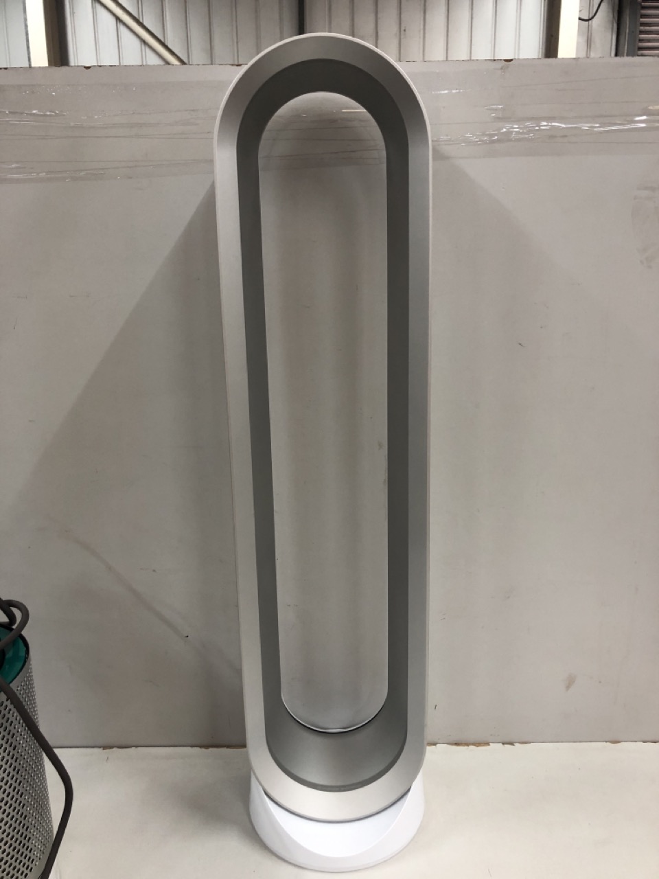 John Pye Auctions - DYXON FAN