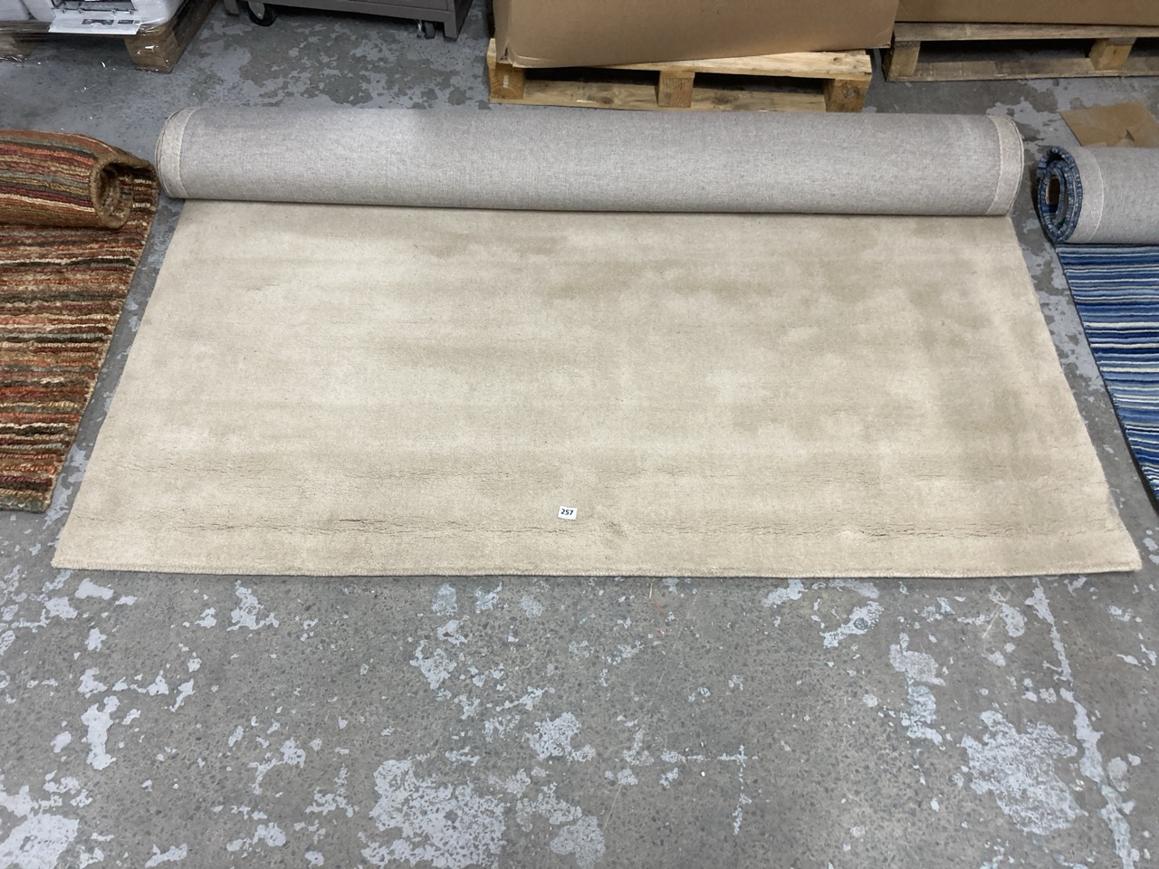 John Pye Auctions - JOHN LEWIS HANDMADE RUG 200 X 300CM (NATURAL ...